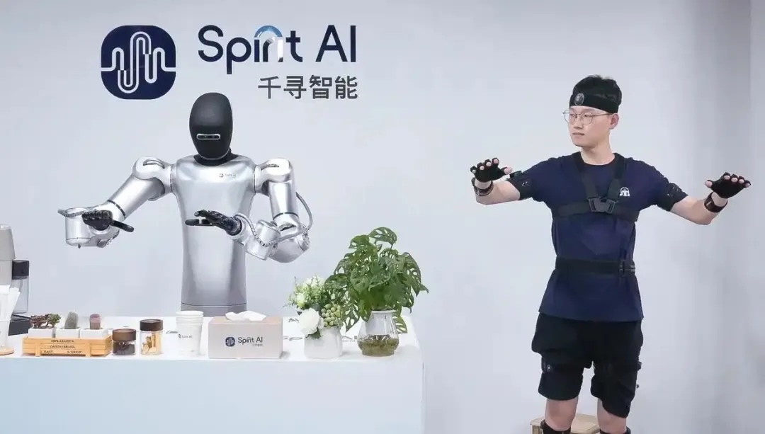 15.8万起丨逐际动力全尺寸人形机器人LimX Oli开放预订 – RobotHOT